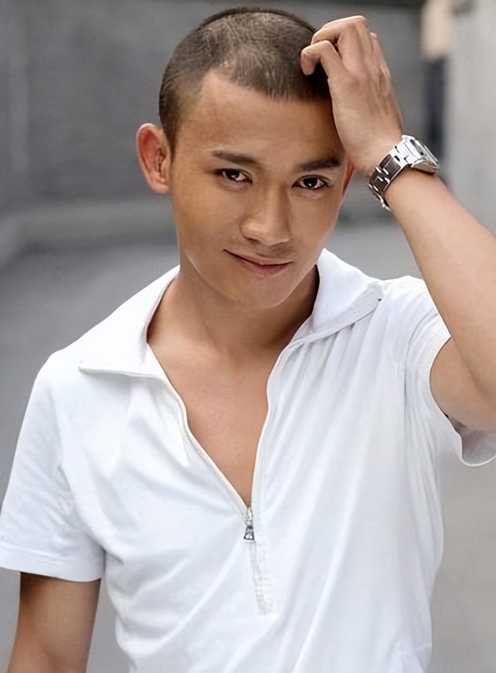 After his debut, he was imprisoned for a fight. How could Nie Yuan, who ...