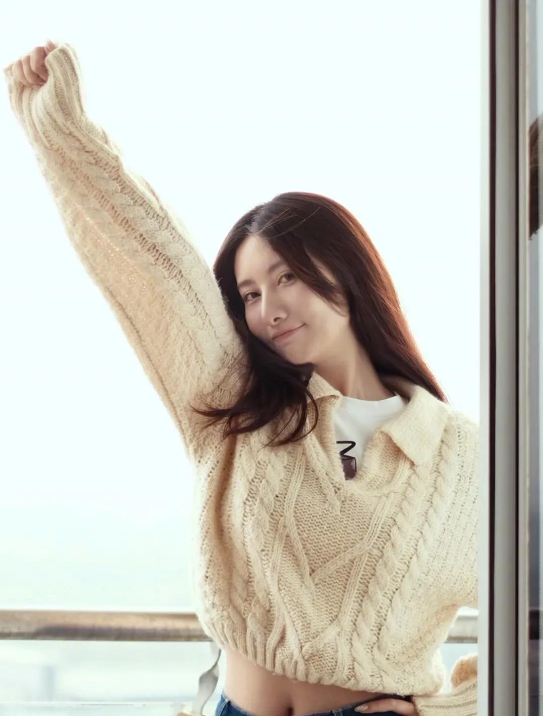 Celebrity photobook "Wu You" - iMedia