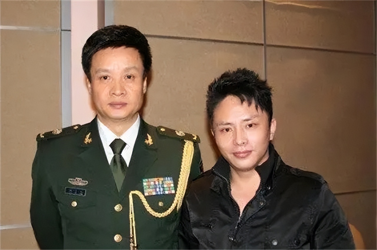 Yan Weiwen: Accompanying his wife with cancer for 34 years, his son-in ...