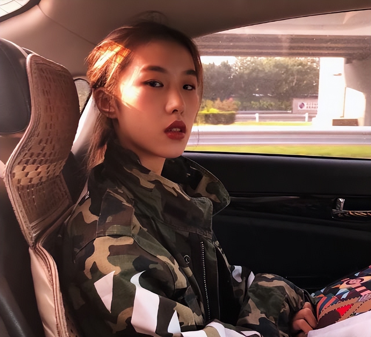 From a giant baby to an independent woman, Liu Siqi's path of ...