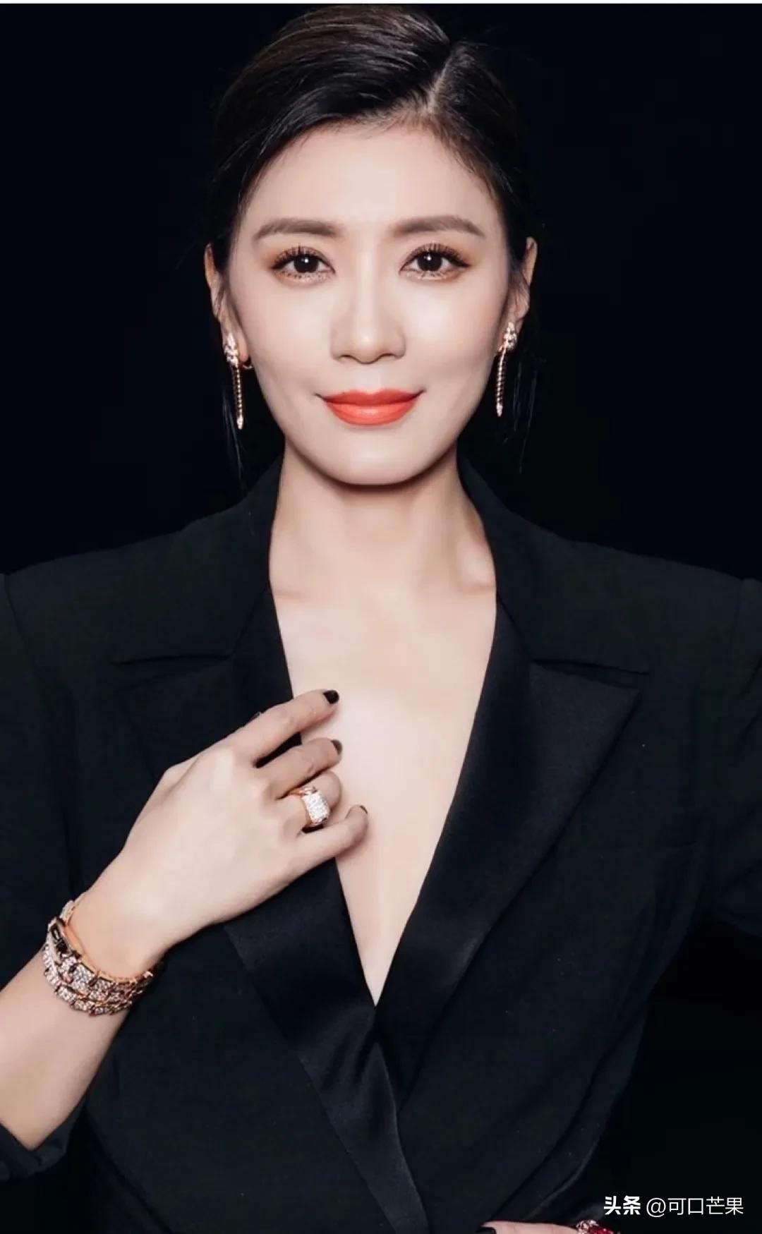 Goddess Alyssa Chia - iNEWS