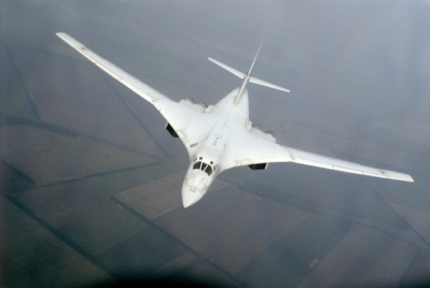 Russia plans to deploy the Tu-160 strategic bomber aviation regiment in ...