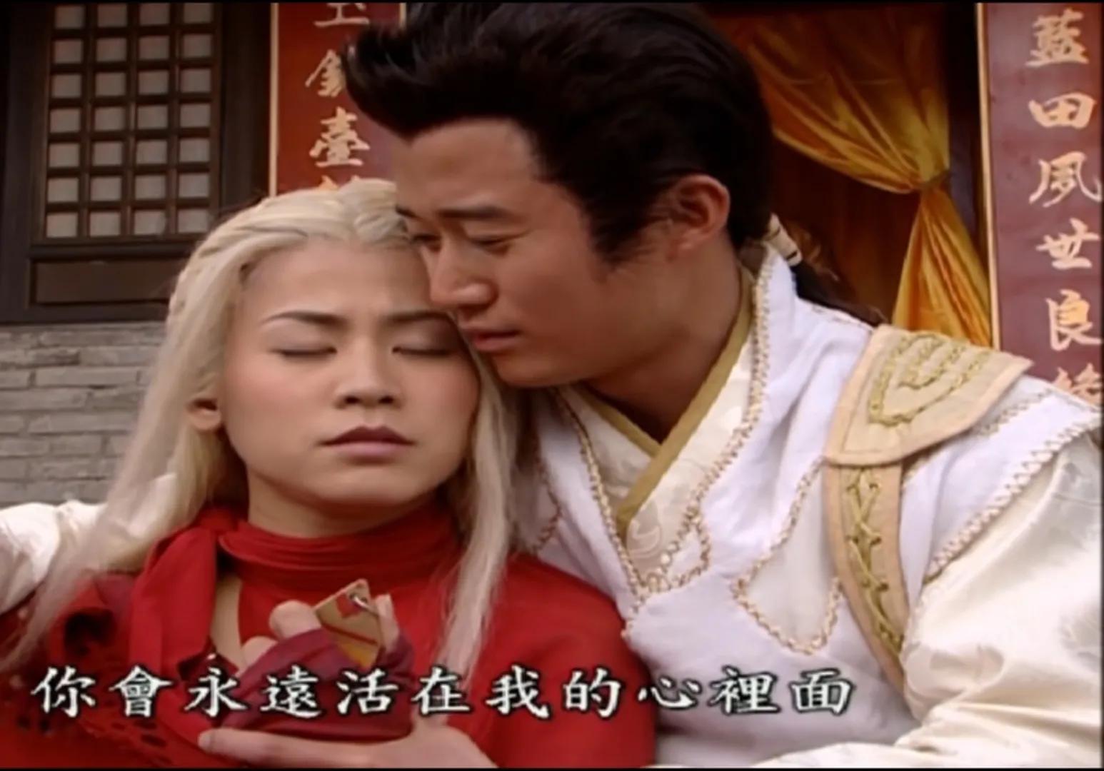 White-haired Hongye dares to love and hate, black-haired Hongye is indecisive, who would you ...