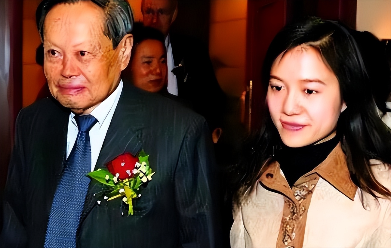 It was exposed that Weng Fan wrote a farewell letter suspected of a ...