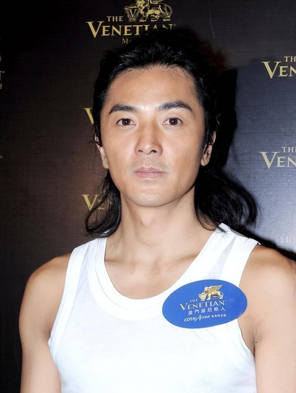 At the age of 56, Ekin Cheng is as fat as a passer-by. He traveled to ...
