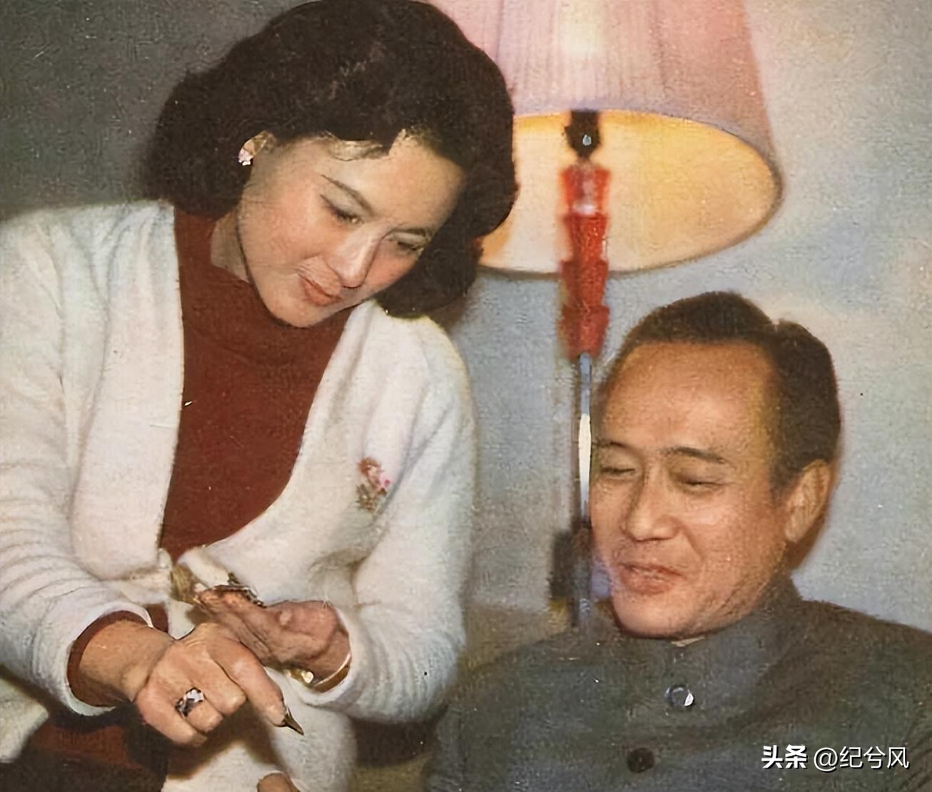 The famous actor Xiang Mei, who has held hands with her husband for 64 ...