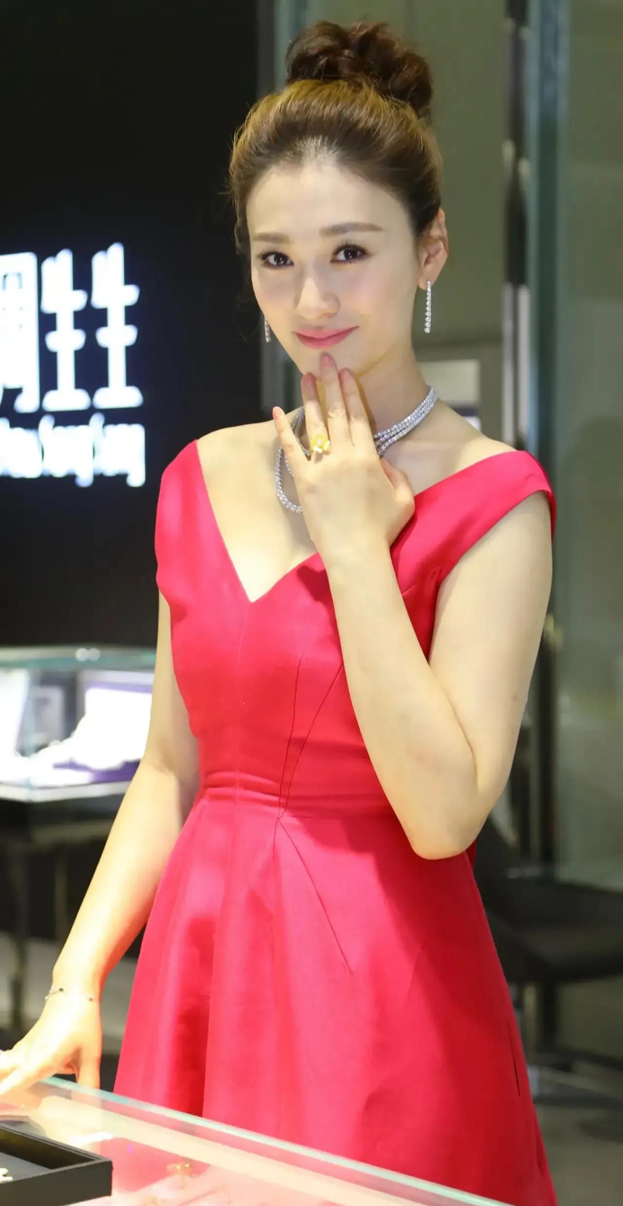 Female star beauty picture (38) - iNEWS