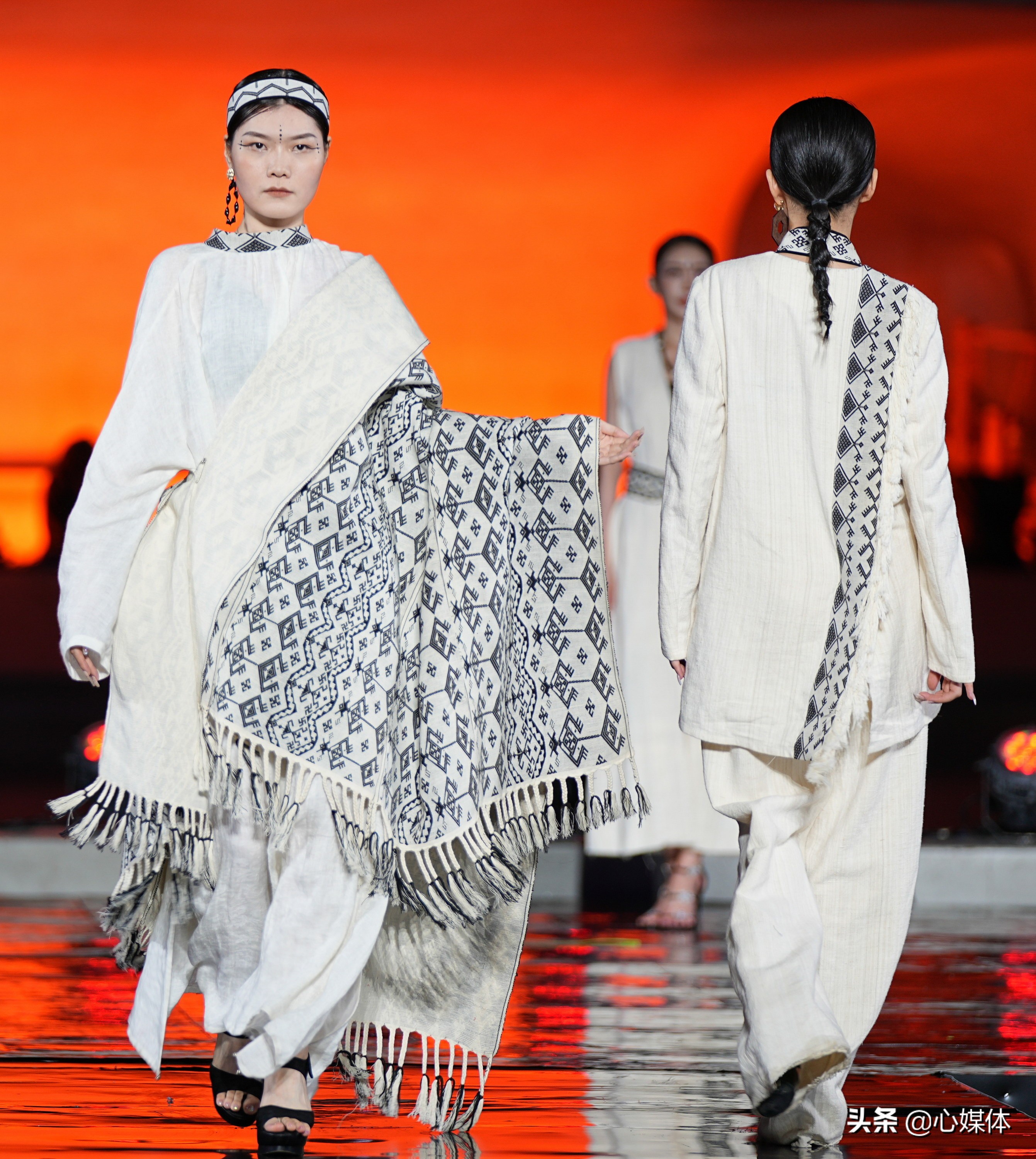 Hainan: Splendid World Culture Week - iNEWS