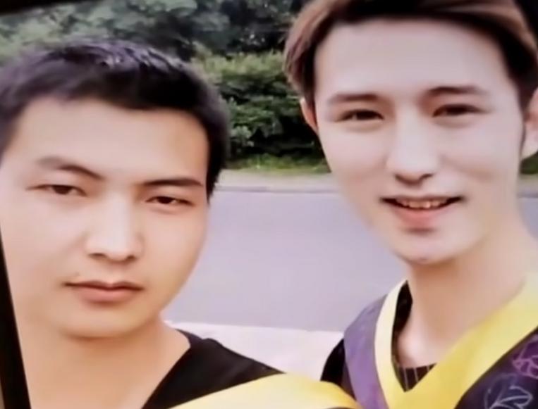 Tong Jincheng and the pure beauty shoot youth photos, it's too sweet ...