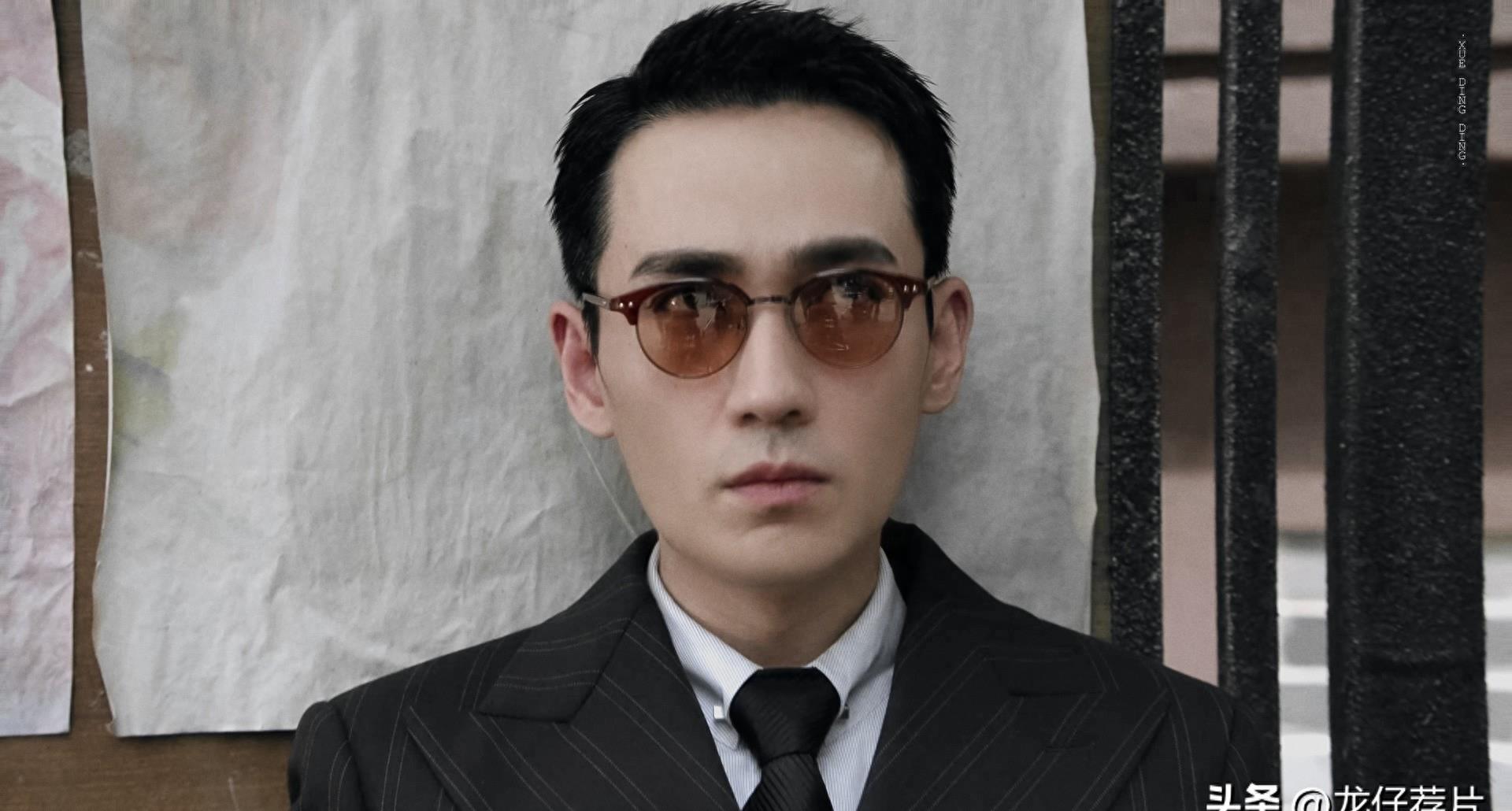 The 32-episode spy drama premiered tonight. It was directed at Han Dongjun, but I was amazed by ...