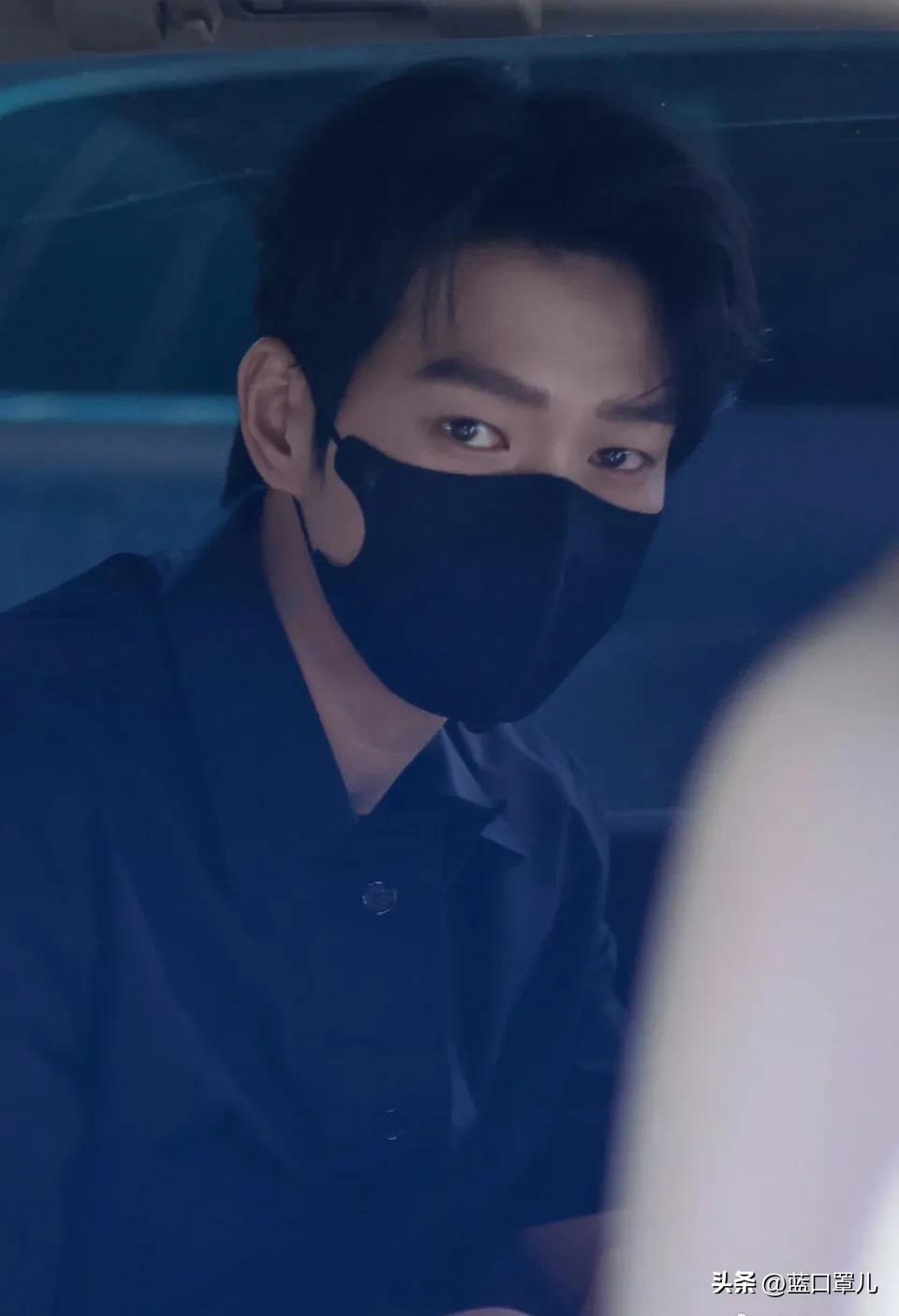 Wei Daxun became popular but caused fans to tear each other up. Whose ...