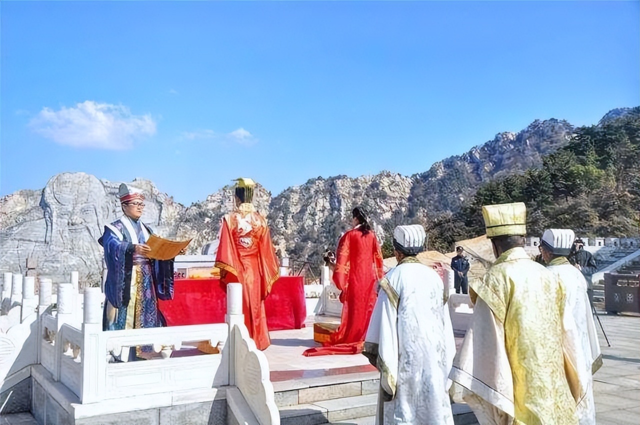 Tang Gaozong, who brought his wife Fengchan, gave the Tang Dynasty to ...