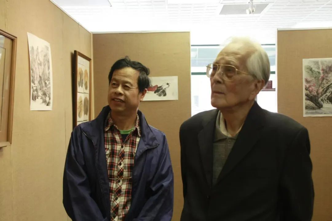 Cai Haiping: Holding a casket and sending love to Miss Fu Wenyan - iNEWS