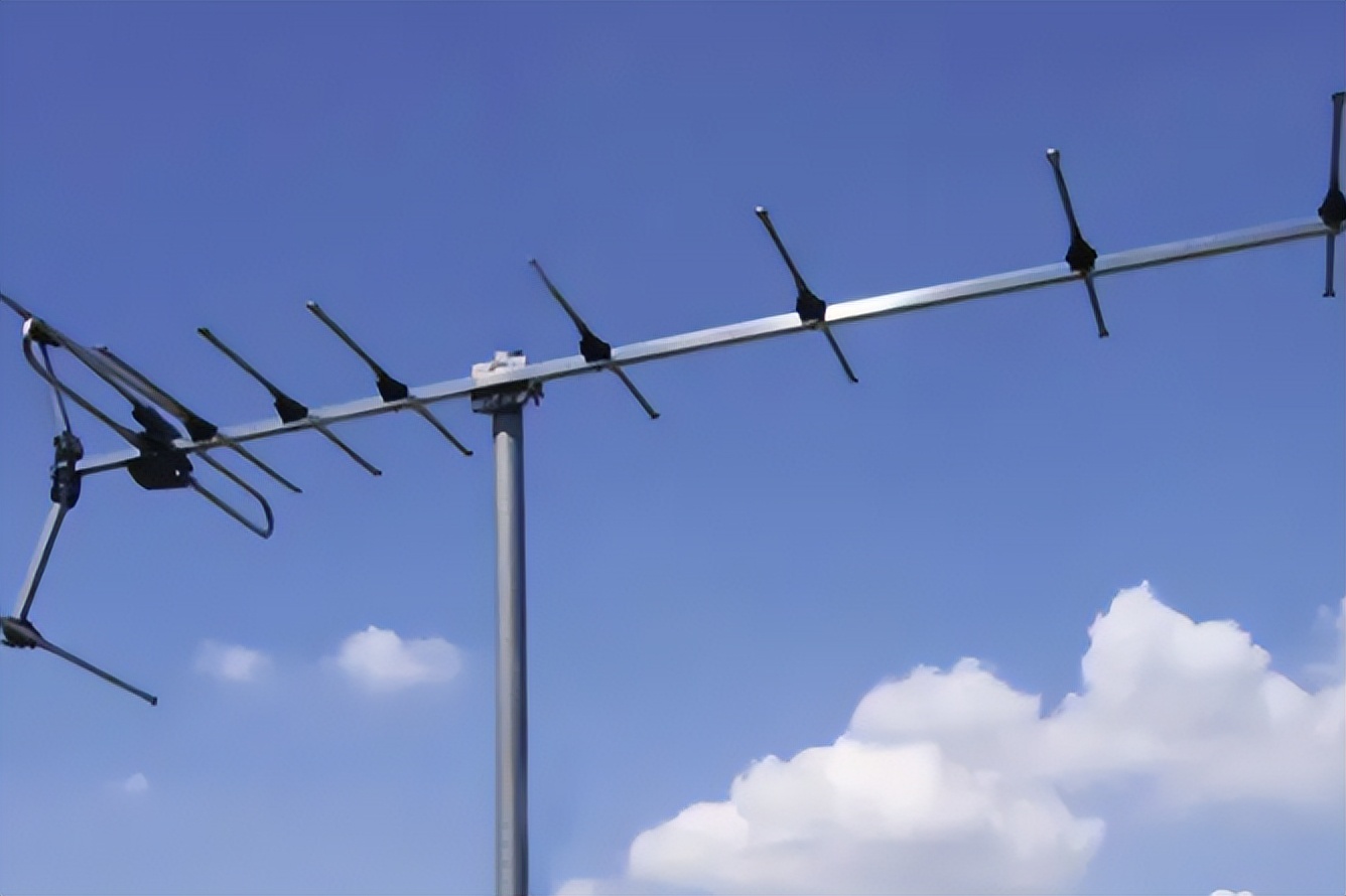 A Signal Journey through Time and Space: Exploring the Origin and Early ...