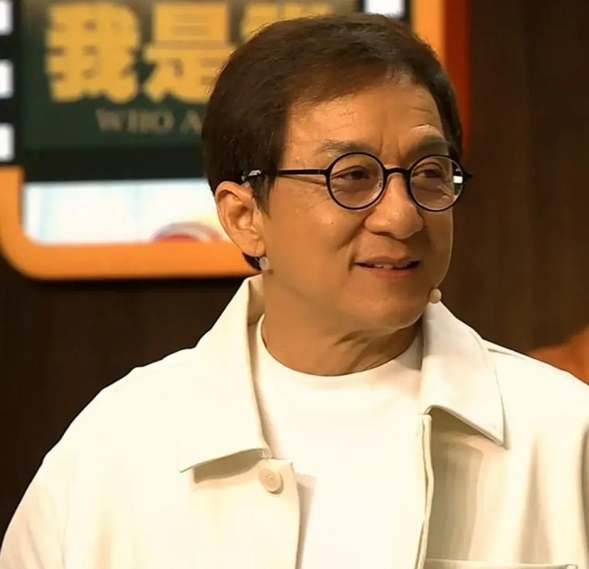 69-year-old Jackie Chan made his live broadcast debut! More than 100 million people watched ...