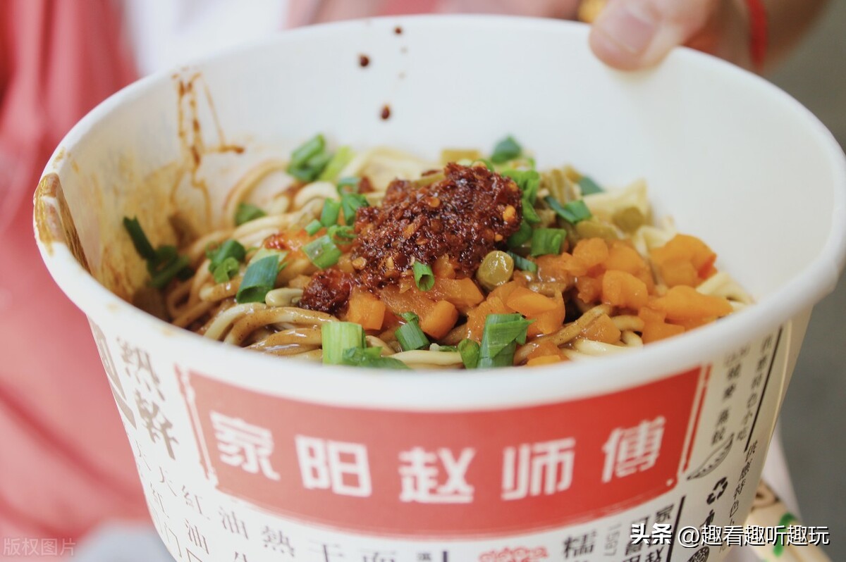 Wuhan breakfast - hot dry noodles, have you eaten? - iNEWS