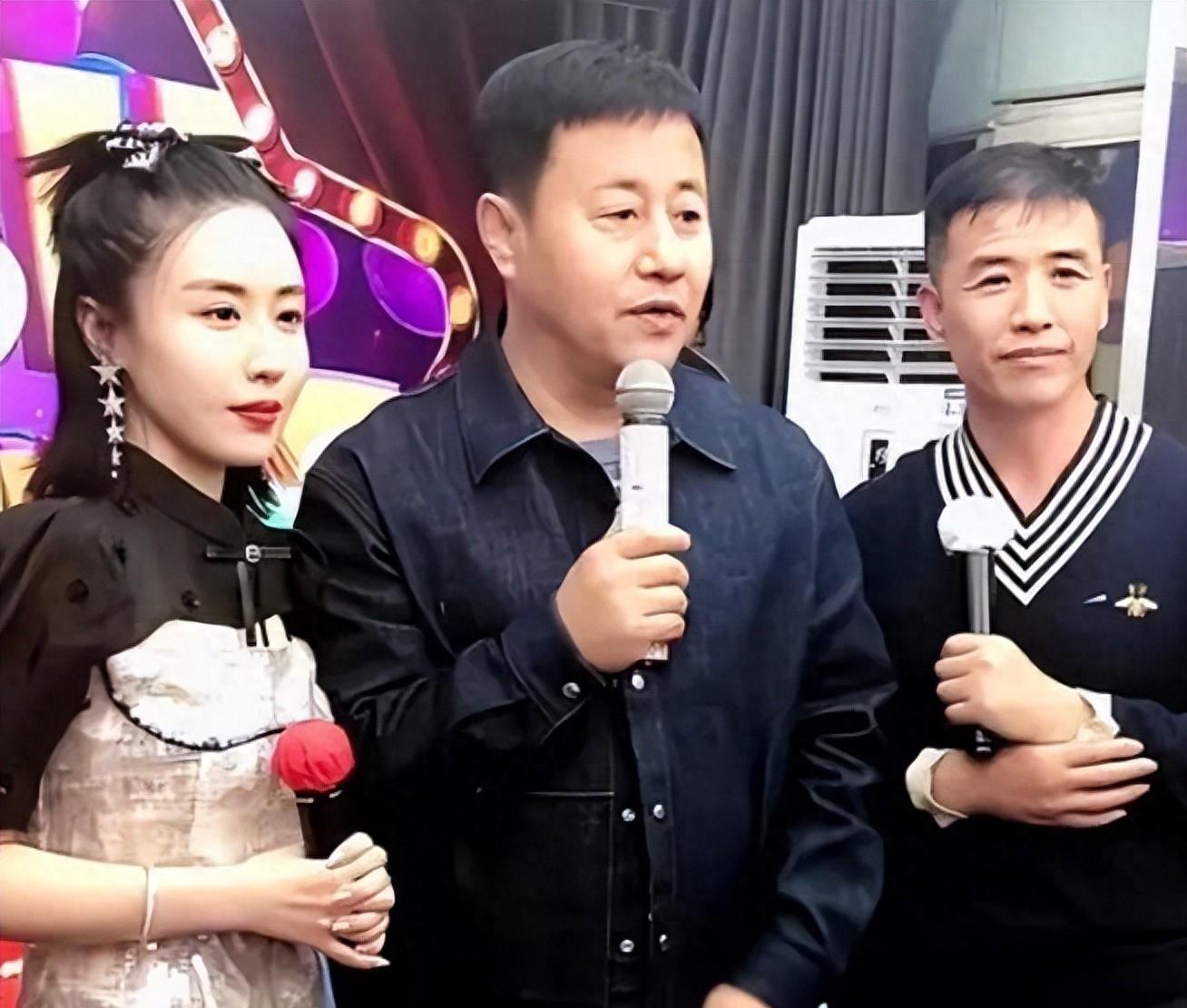 Guan Xiaoping spent the Mid-Autumn Festival with his master Zhao ...