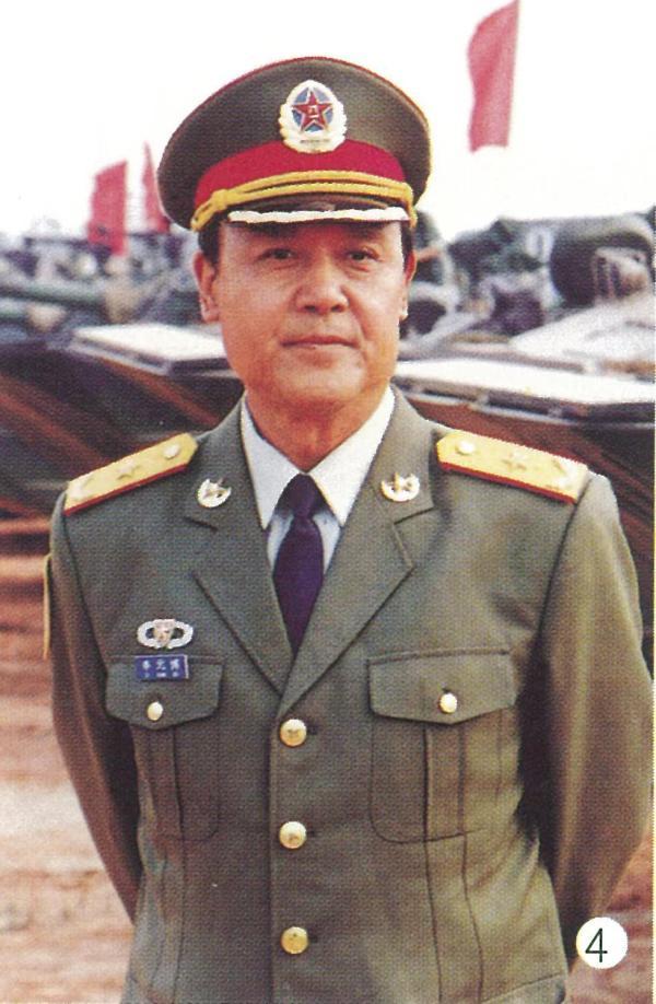 At the age of 83, you still insist on clocking in to work? Da Shichang ...