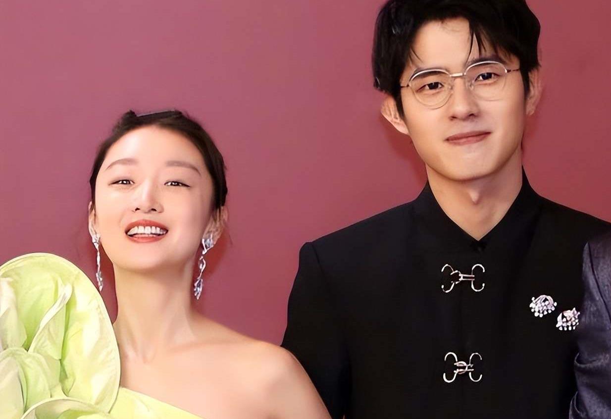 31-year-old Zhou Dongyu was suspected of being sidelined at the airport ...