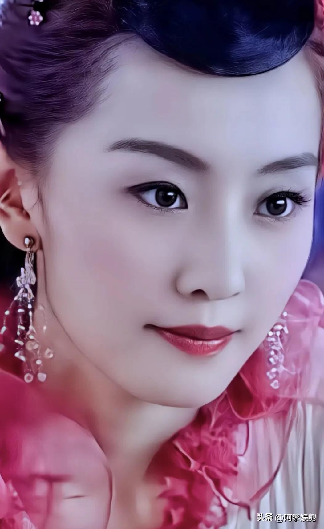 Princess Liu Yang: Ice muscles and jade bones, picturesque eyebrows - iNEWS