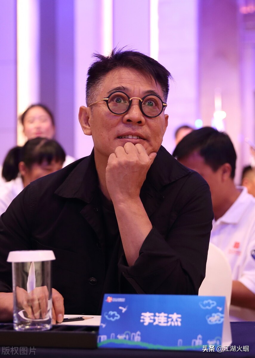 Disappearing Jet Li: How Many Things Can One Do in One's Life ...