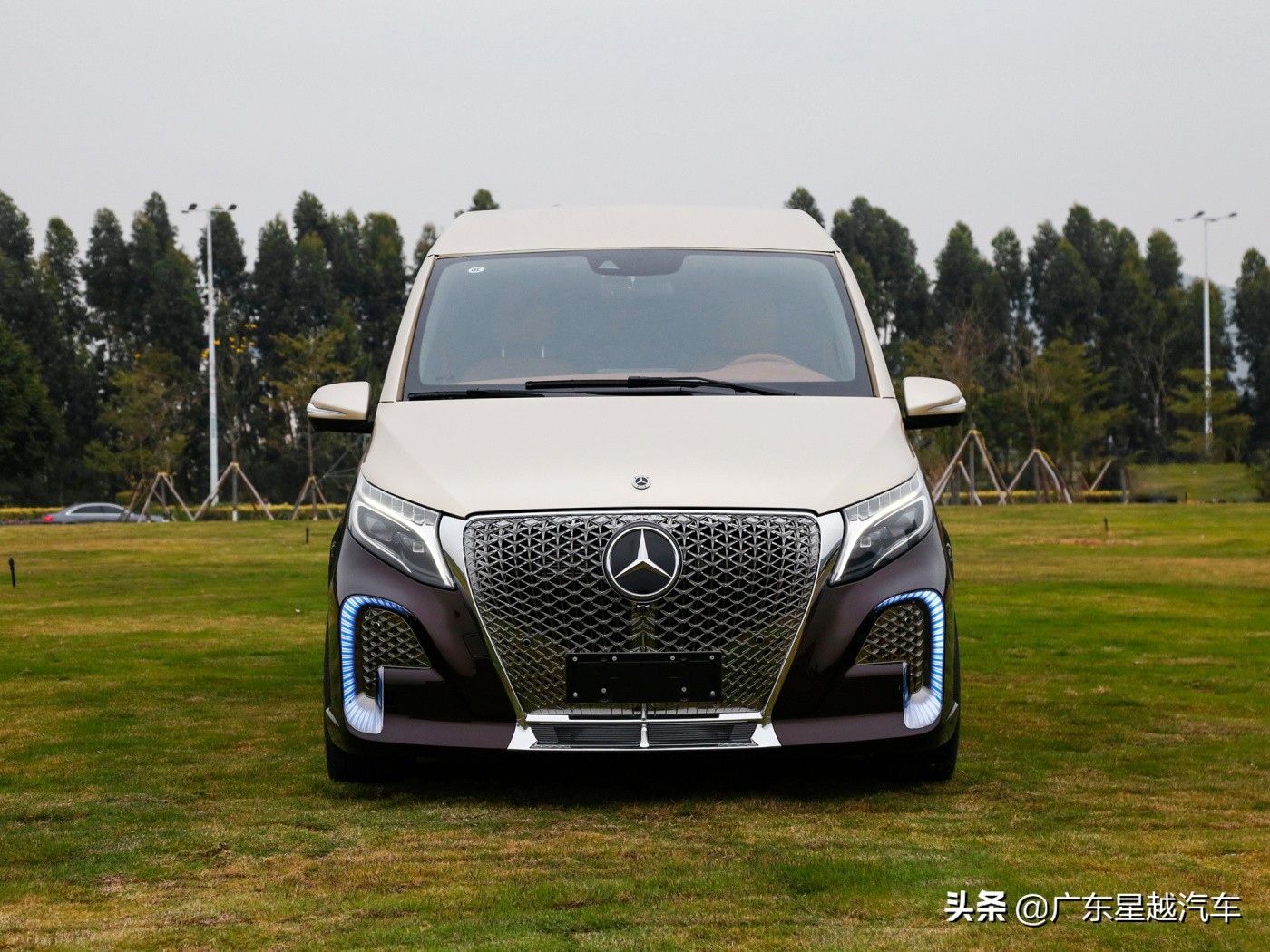 The most modern commercial vehicle is probably it!Mercedes-Benz Lingji ...