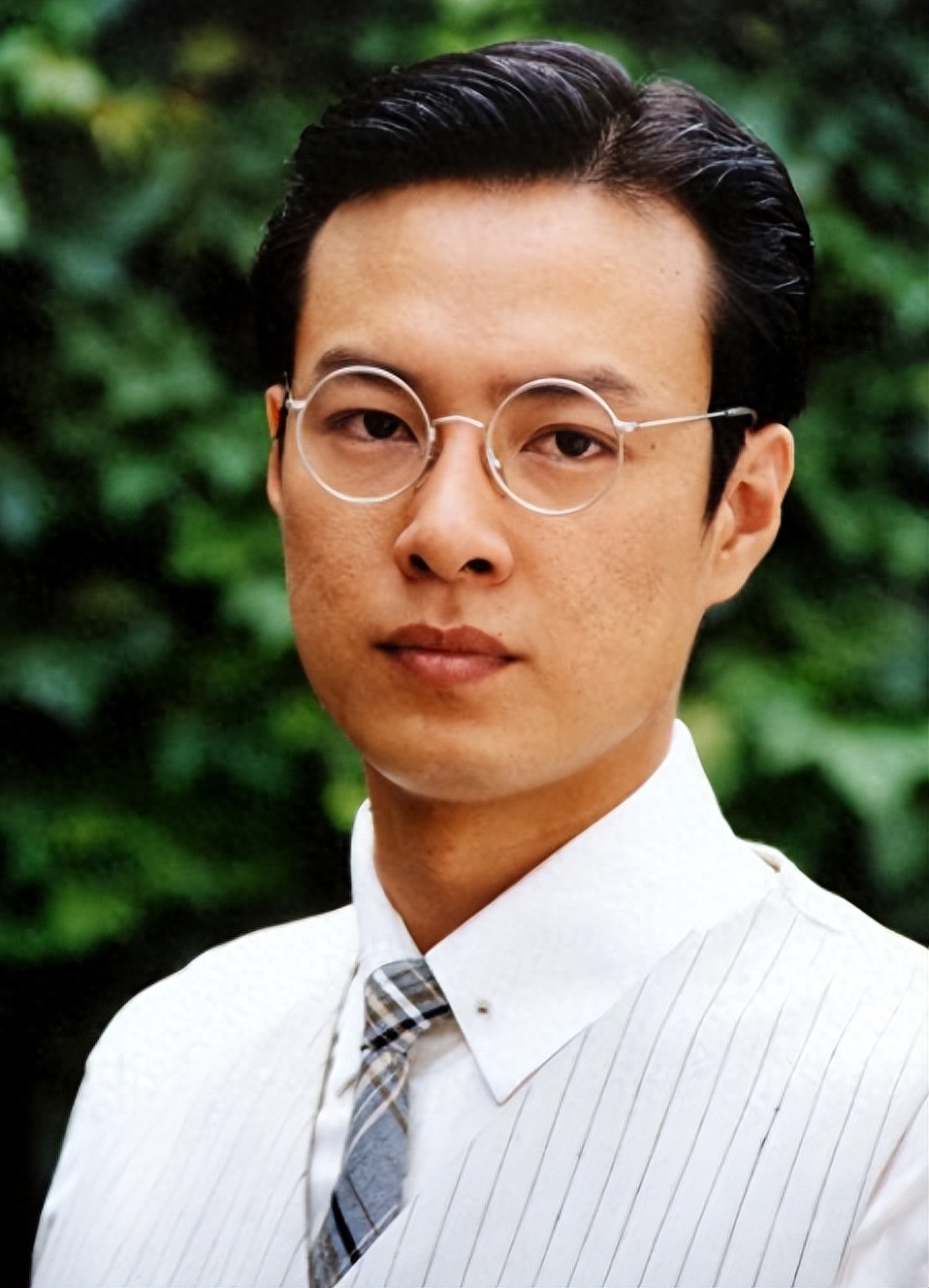 Zhu Tie's counterattack in life: From a poor boy to marrying a female ...