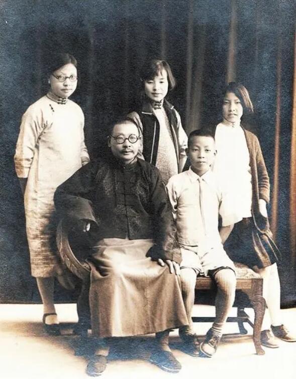 Introduction to Pu Xixiu Pu Xixiu Three Sisters - iNEWS