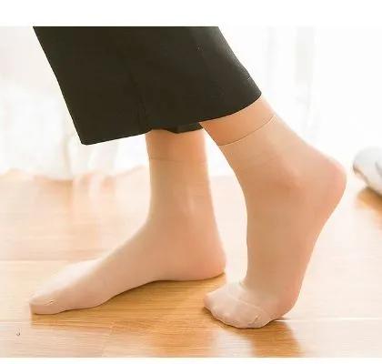 Why are short stockings so popular? - iNEWS