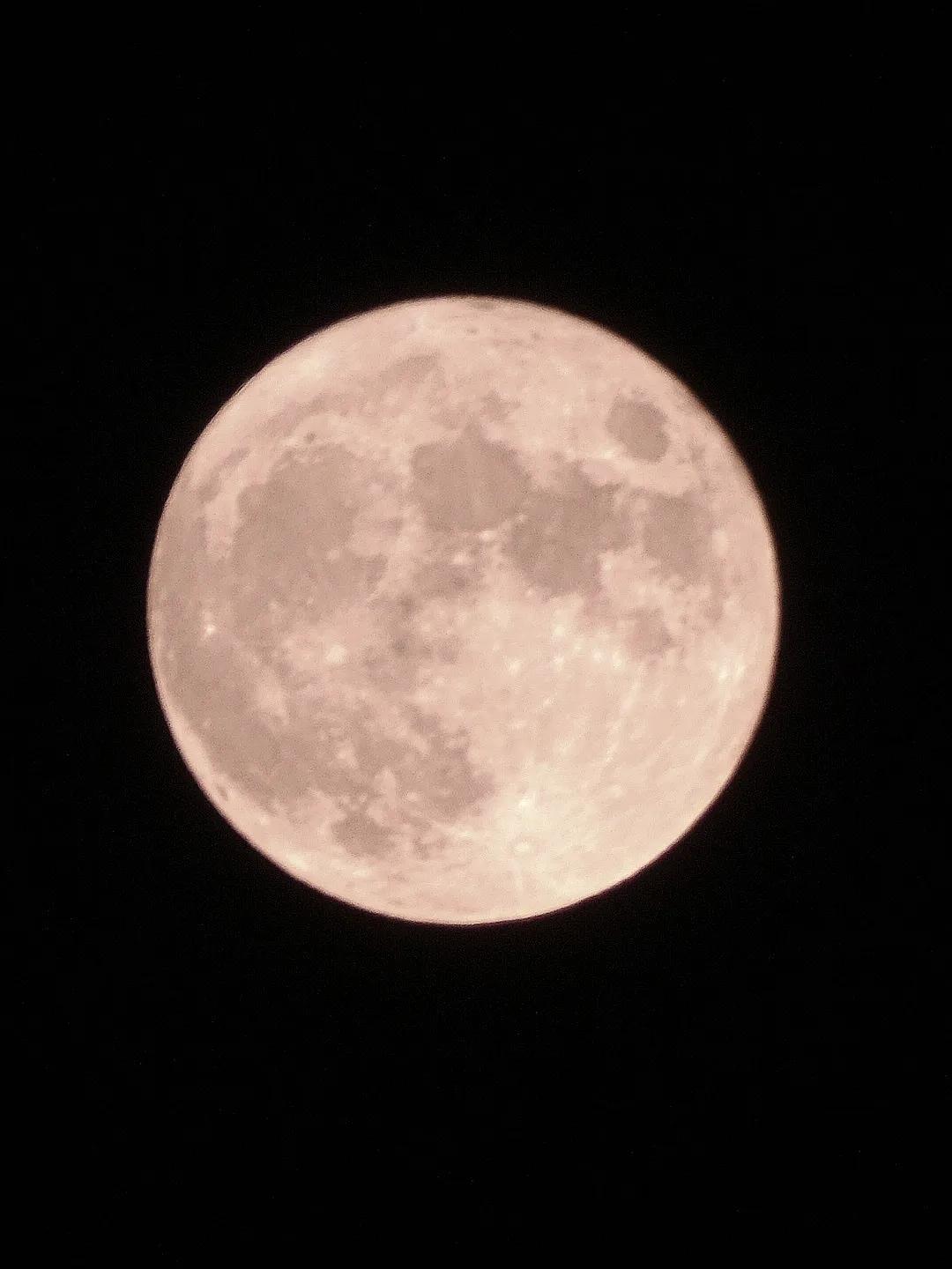 Hua Yanjun: Two Springs Reflecting the Moon - iNEWS