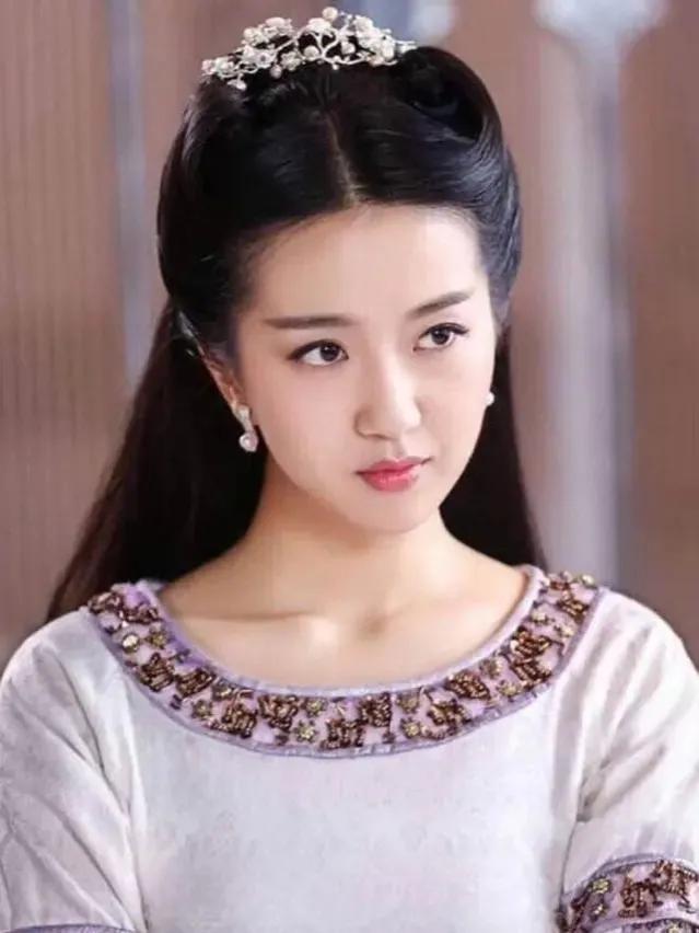 Xu Lingyue: Beautiful and beautiful - iNEWS