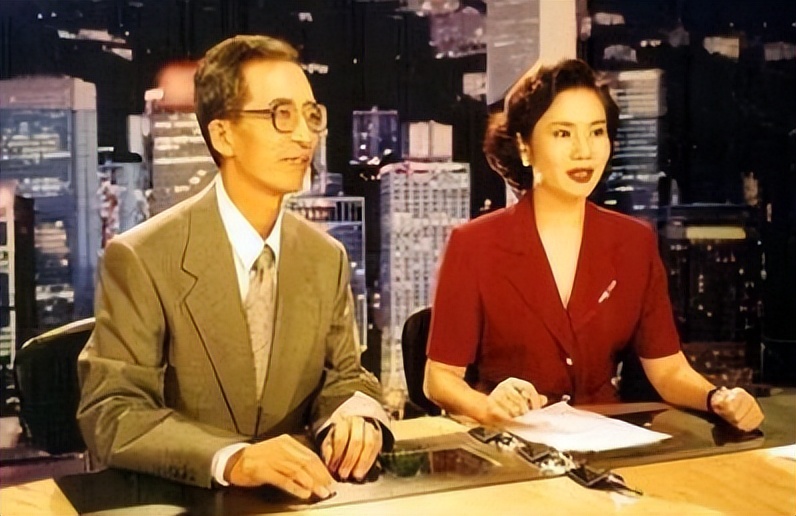 "CCTV anchor" Xu Li: 34-year-old remarried with her son, she is happy ...