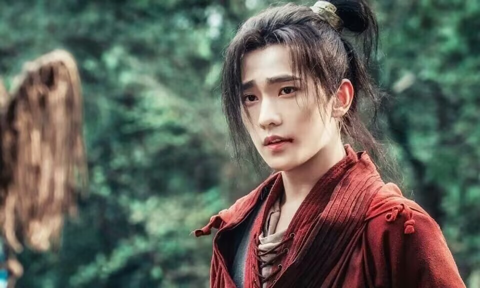 Yang Yang and Li Yitong ushered in the second match, the characters ...