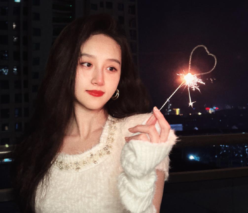 Cheng Jinming, the actor of Huang Yao, posted a post: There are those ...