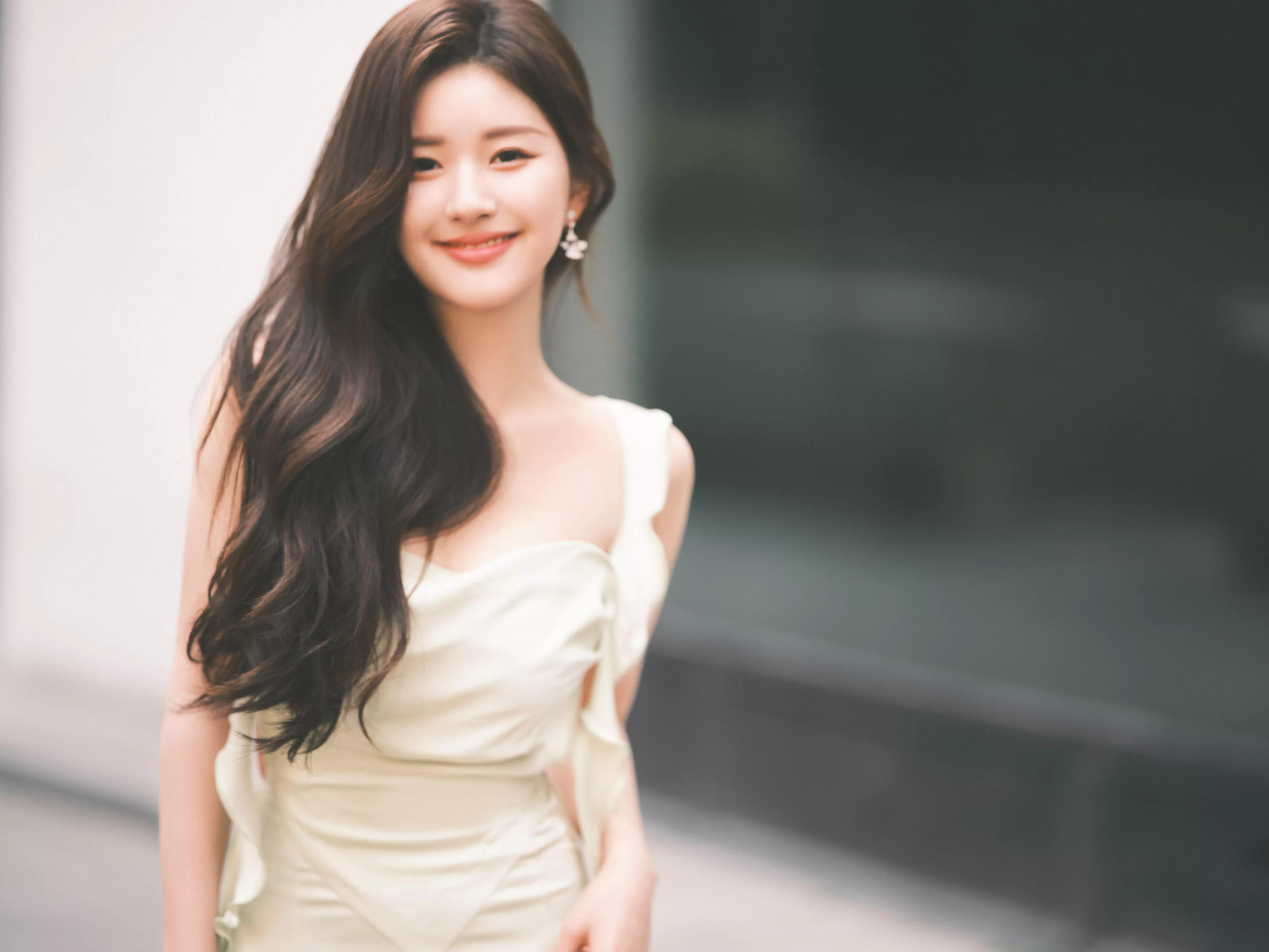 After "An Jia", another new work on June 6 was launched, starring Zhao Lusi, Jiang Shan and Xi ...