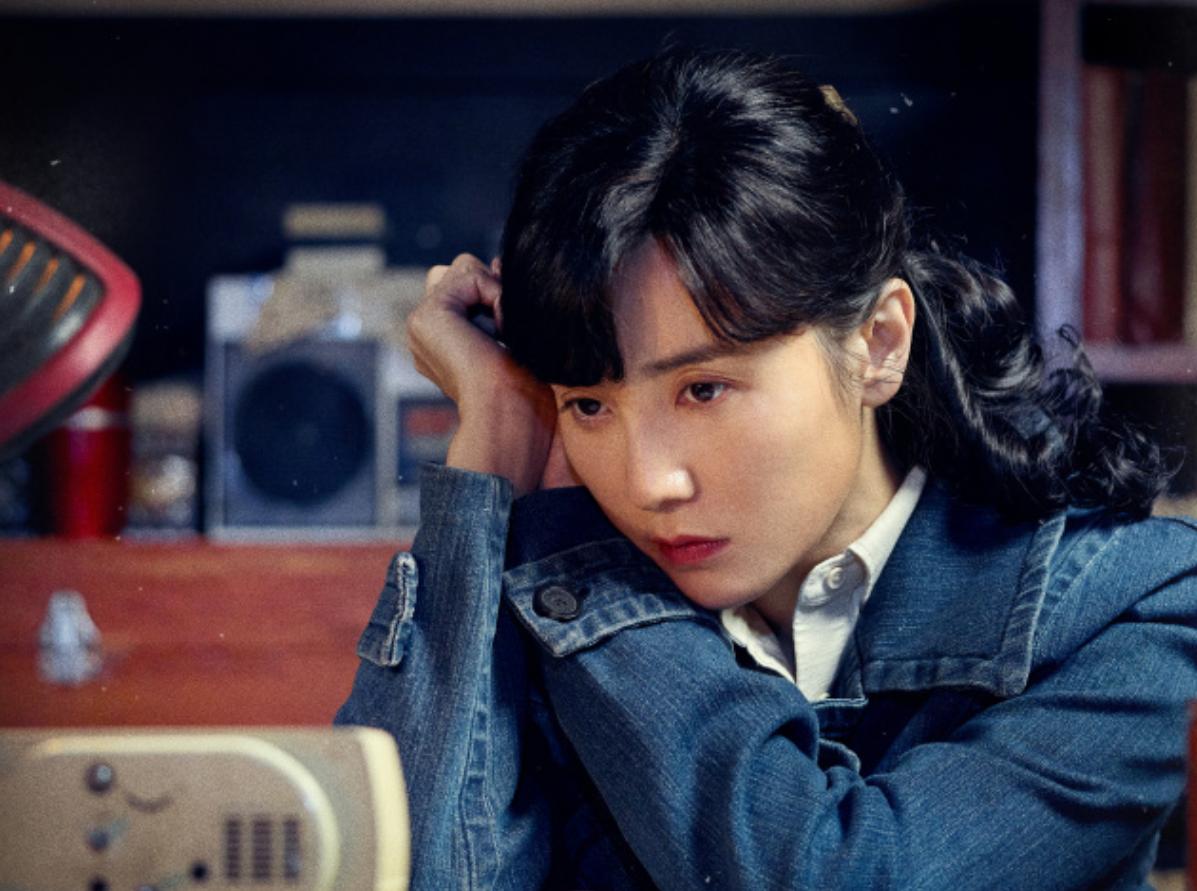 In the human world: Zhou Rong's "secret kiss" unveiled the "fig leaf ...