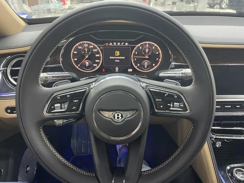 Feichi 21 4.0T five seats - iNEWS