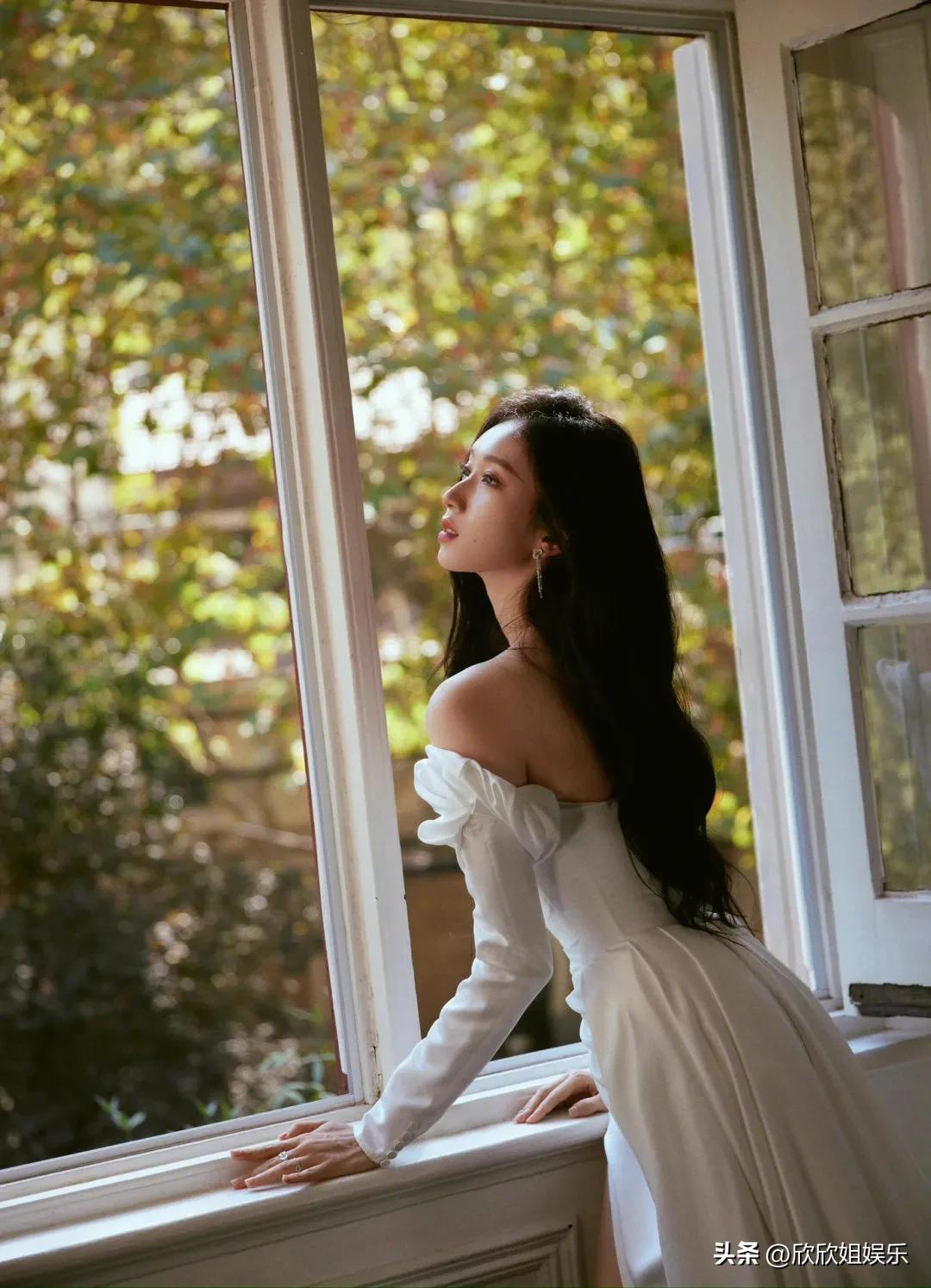 Actress Liu Lingzi - iNEWS