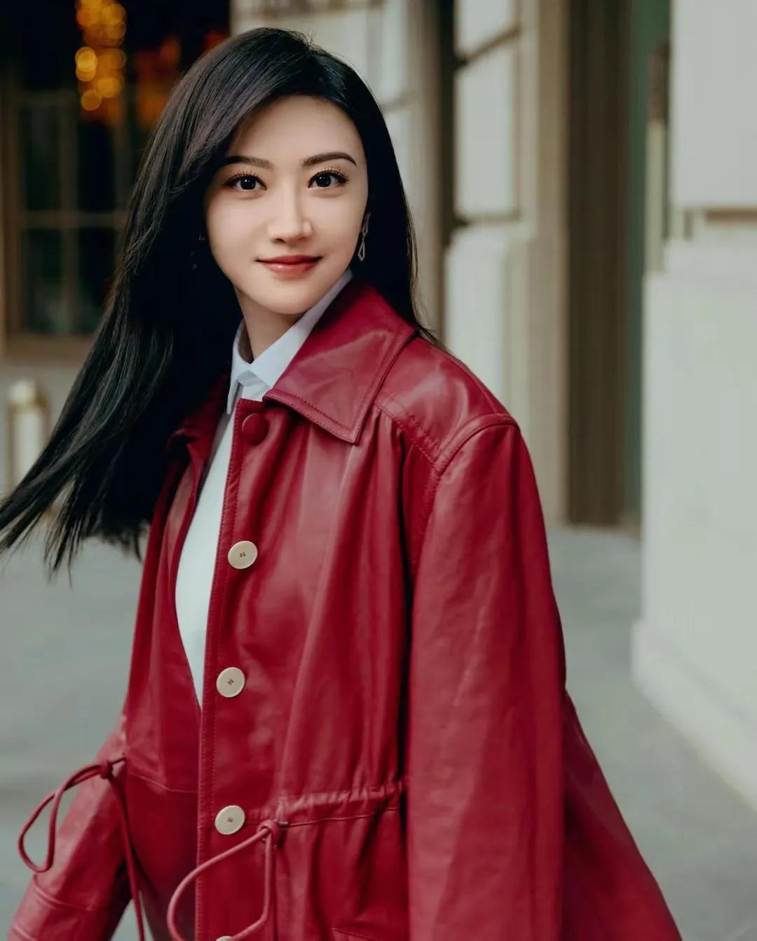 Jing Tian big beauty - iNEWS