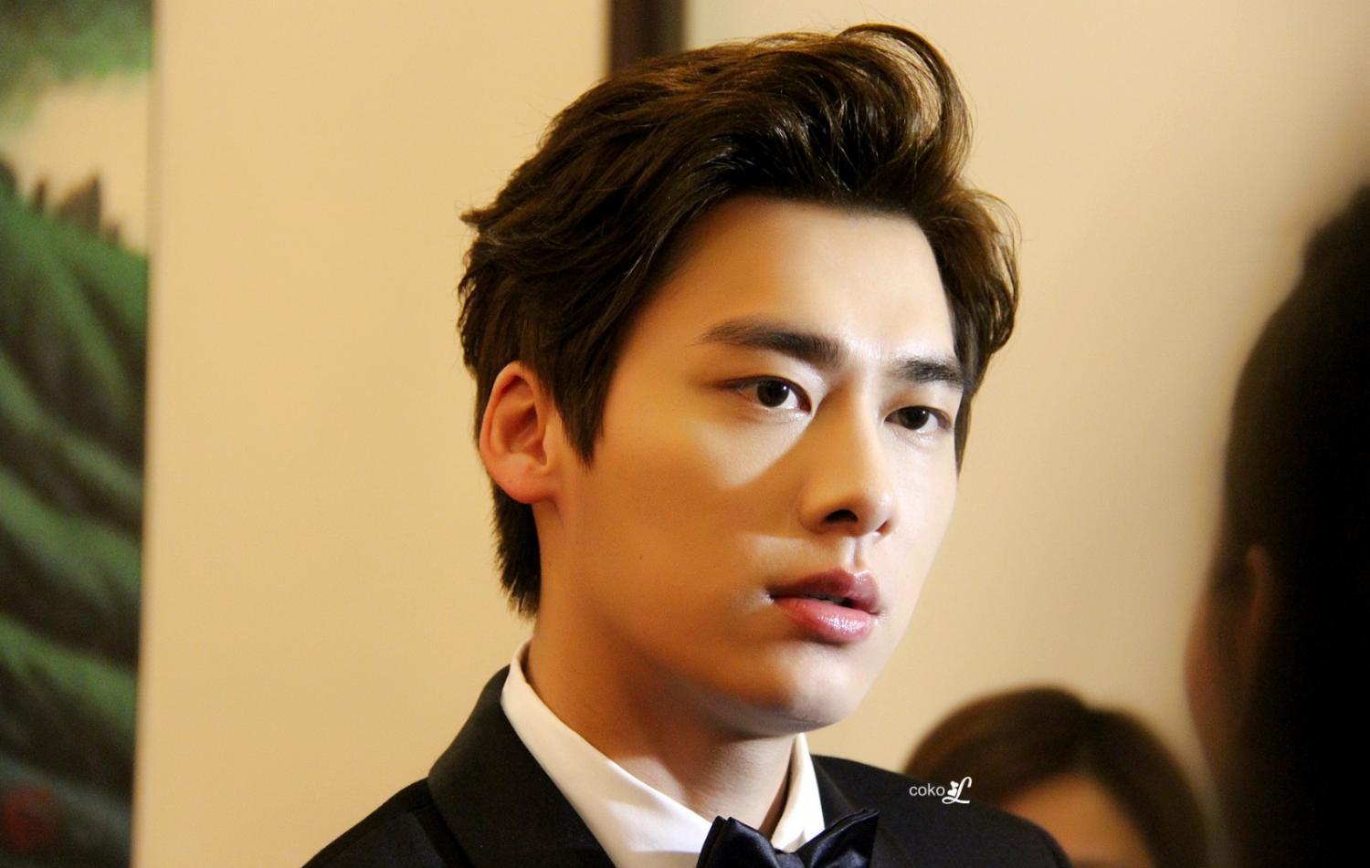 Li Yifeng's accident was pushed by the wall, and the substitute was so bitter that he deserved ...