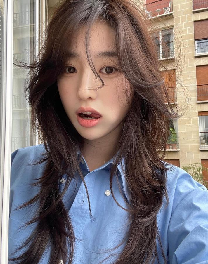 Ins fashion blogger kkkahee has a comfortable style that is more basic ...