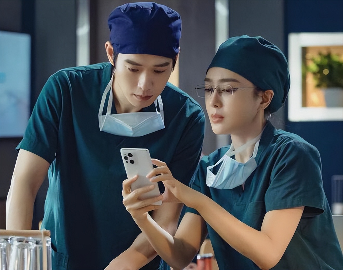 Qin Lan admits to being in love with Wei Daxun? - iNEWS