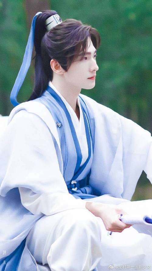 The leader said the little peanuts in the circle: Yang Yang, Wang ...