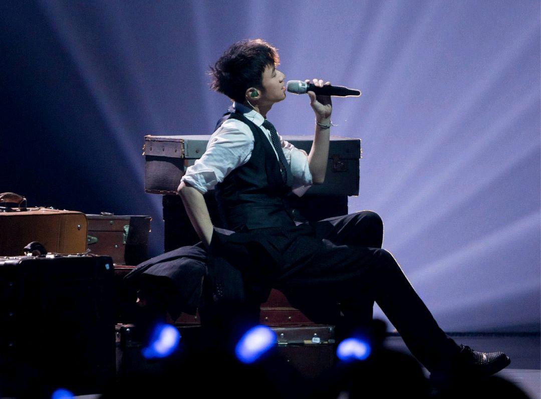 "Songs That Play Good" started broadcasting, Luo Dayou sang classics ...