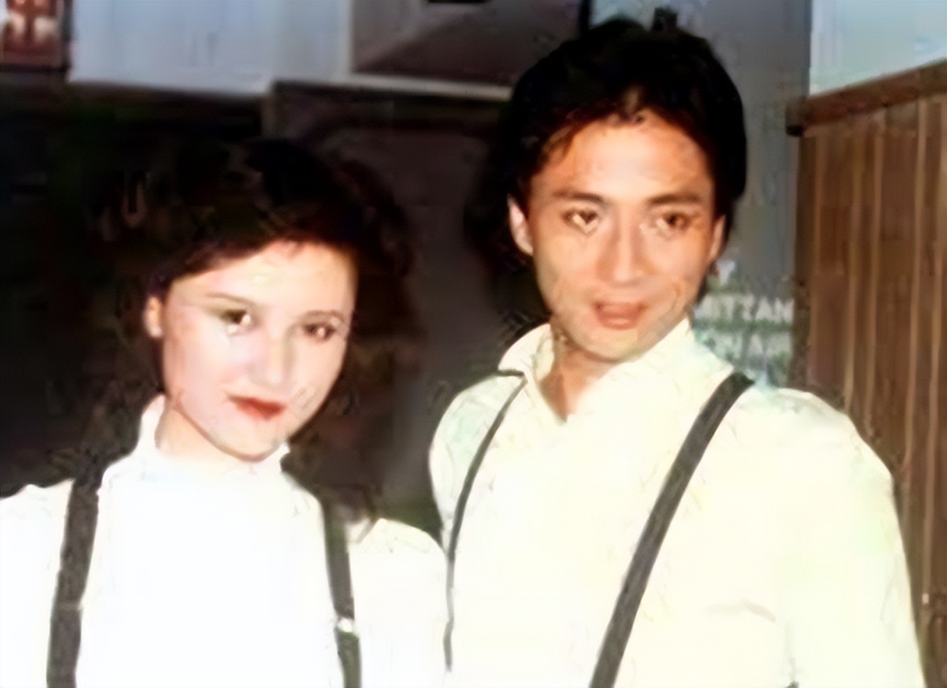 She is a rich girl, one of the TVB seven fairies, married at 25 years old, chasing young fresh ...