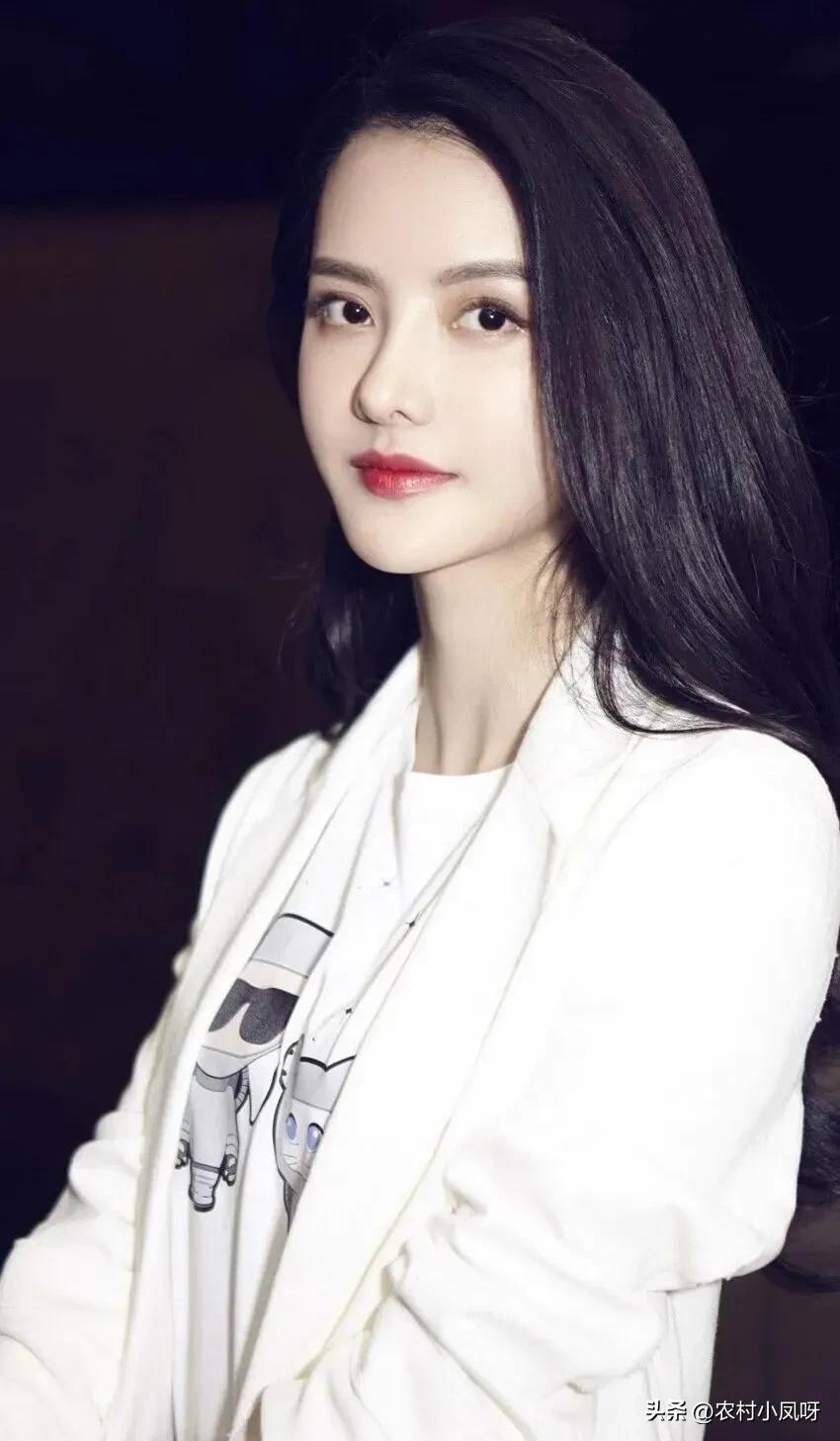 Share pictures——Zhang Zhixi, the goddess of temperament - iNEWS