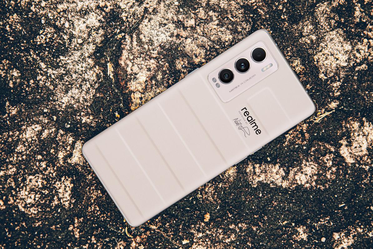 A mobile phone for five years?Sure, check out these three high ...