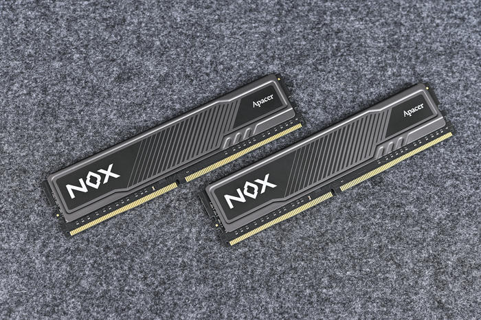 Apacer Apacer NOX DDR4 4000 memory out-of-the-box test - iMedia