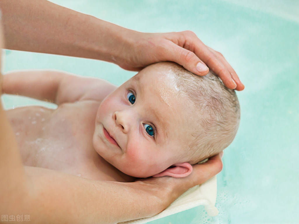 About the causes of baby drooling and how to care for it - iNEWS