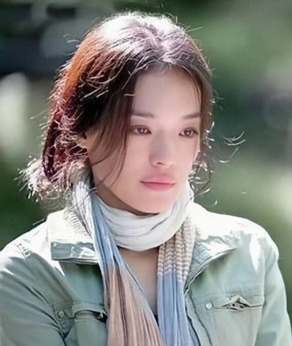 Shu Qi ran out of Carina Lau's bathroom, and Carina Lau smashed the toilet without saying a word ...